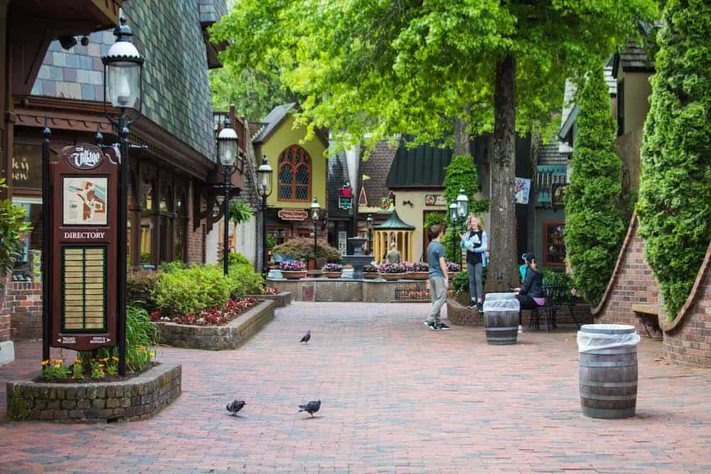 Top 5 Stores That You Need to Visit at the Village Shops in Gatlinburg