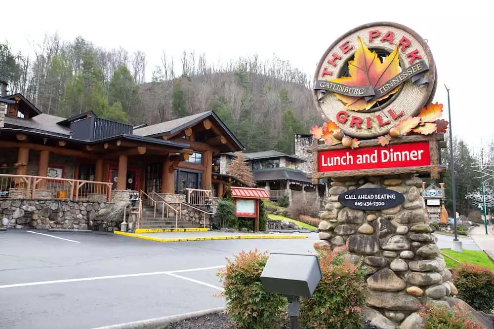 Top 4 Reasons Why You Need to Dine at The Park Grill in Gatlinburg TN